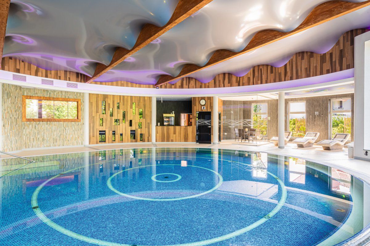 Hotel Medical SPA Unitral Mielno Großmöllen Polen - kuren24.com